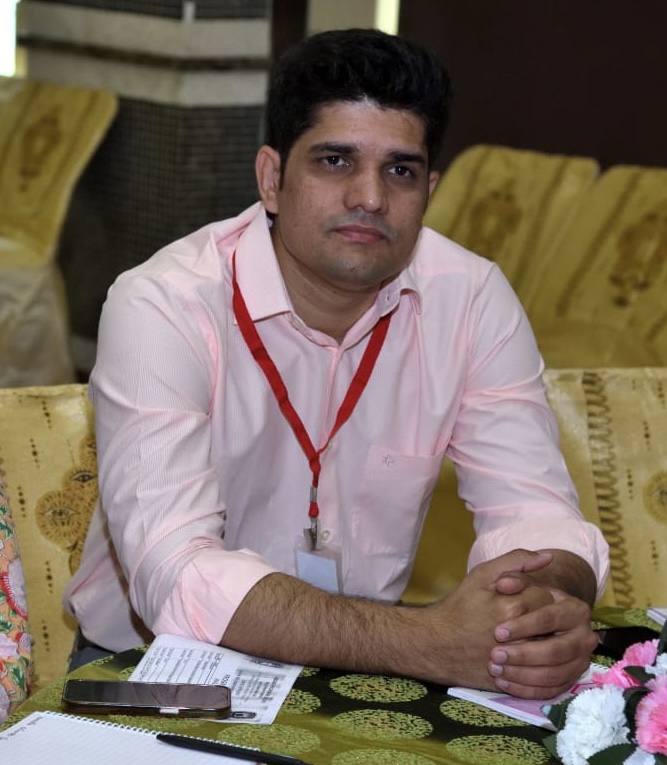 Dr. Mukesh C. Daderwal - Book Appointment, Consult Online, View Fees ...