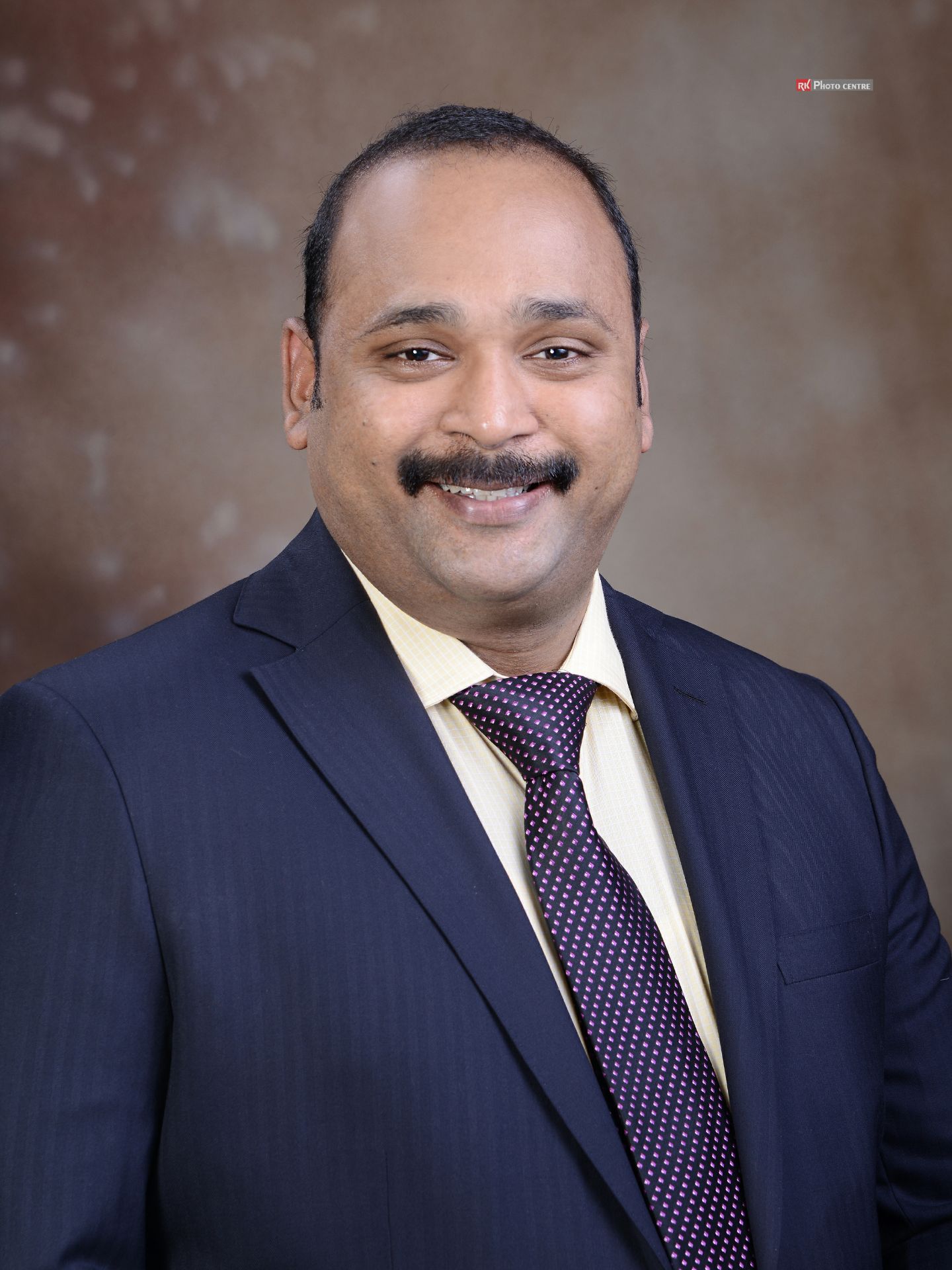 Dr. Cheran Govalan - Book Appointment, Consult Online, View Fees ...