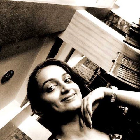 Nisha Sharma's Instagram, Twitter & Facebook on IDCrawl