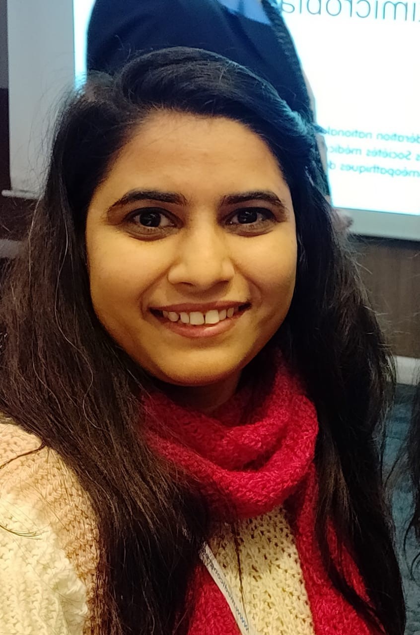 Dr. Madhu Azad - Book Appointment, Consult Online, View Fees, Contact Number, Feedbacks ...