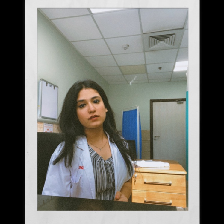 Dr. Sneha Arora - Book Appointment, Consult Online, View Fees, Contact ...