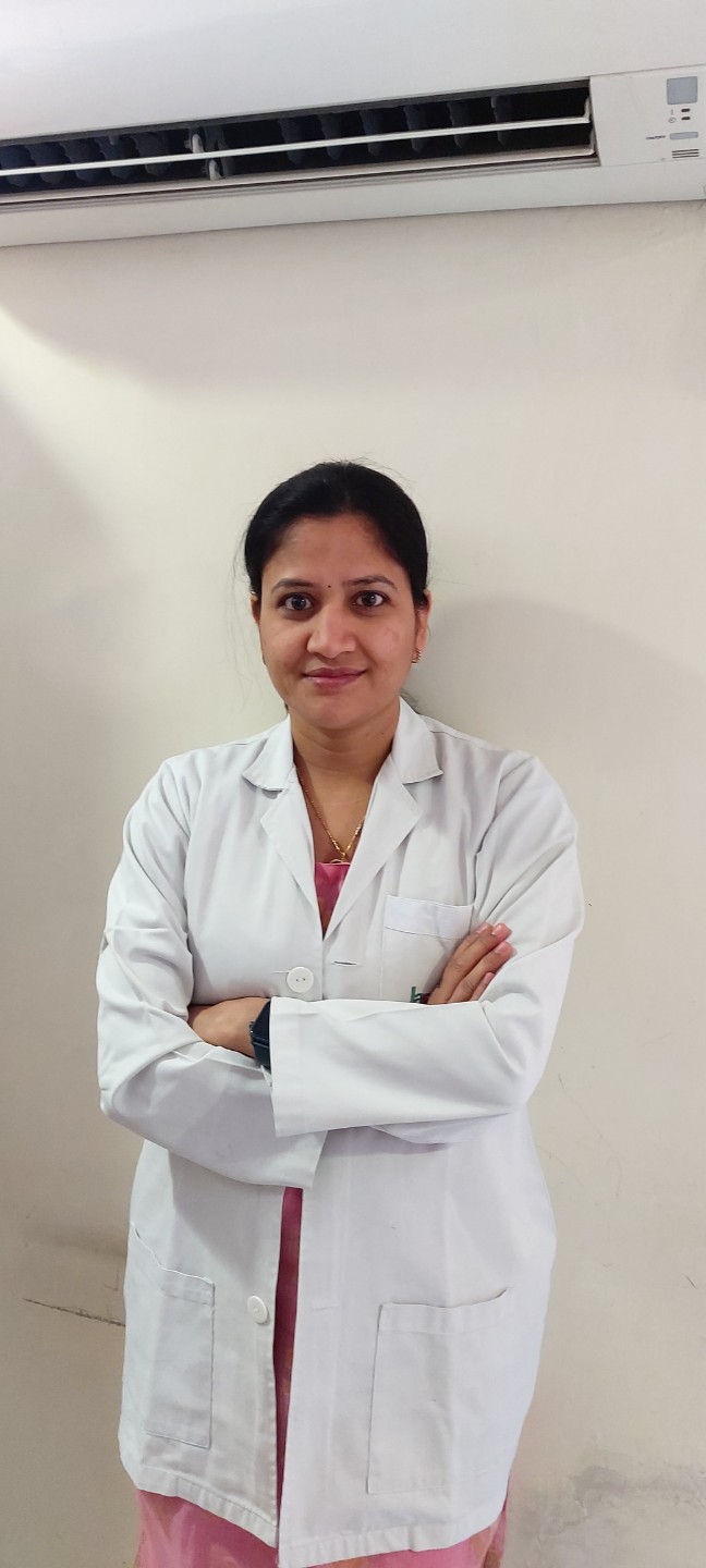 Dr. Reena - Book Appointment, Consult Online, View Fees, Contact Number ...
