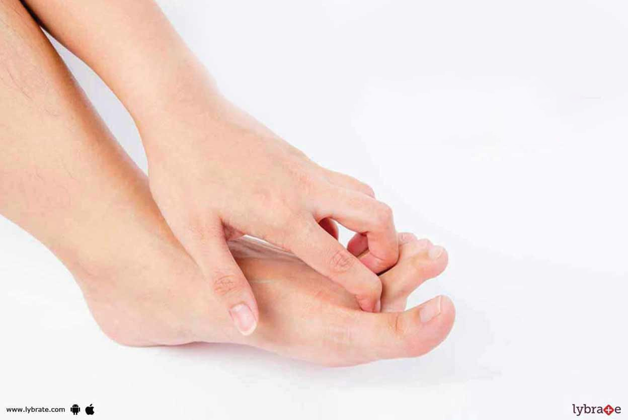 Smelly Feet - How To Take Care Of Them? - By Dr. Sumit Sharma | Lybrate