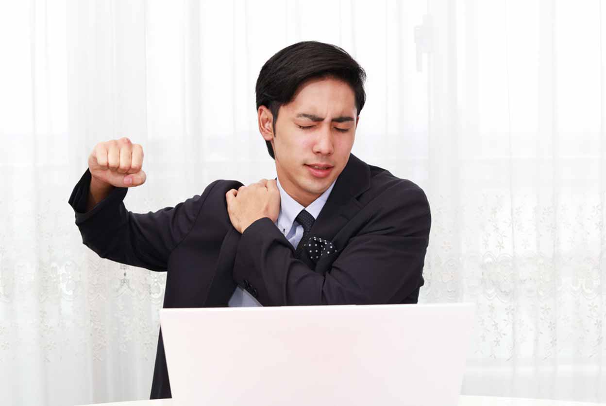 Muscle Strain: Causes, Symptoms and Treatment - By Dr. Atul Kumar Garg ...